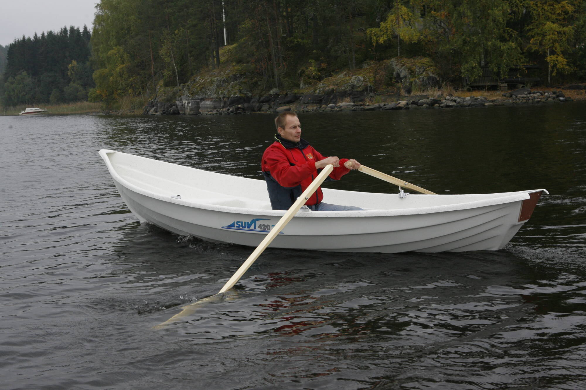 Suvi 420 Soutuvene sis. Airot Kampanja 1290e - Venepori.fi verkkokauppa